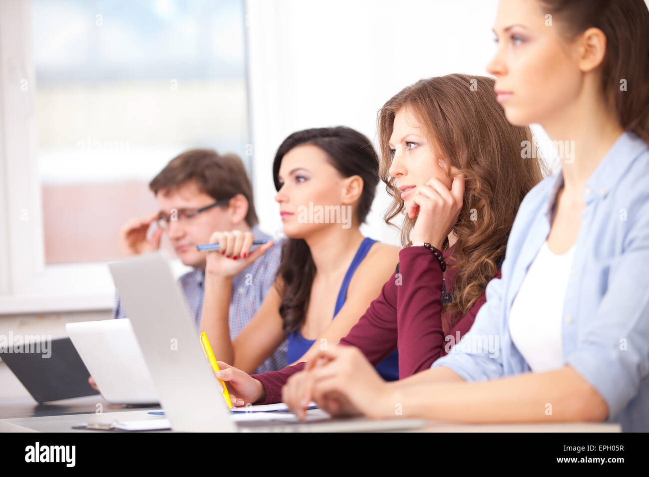 students studying at school Stock Photo - Alamy