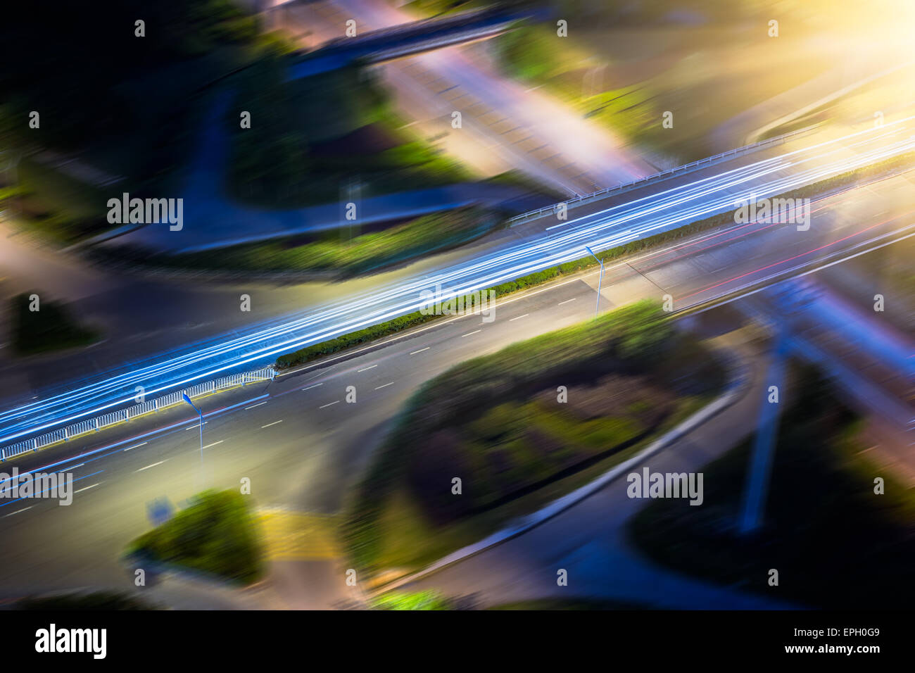 Cross street hi-res stock photography and images - Alamy