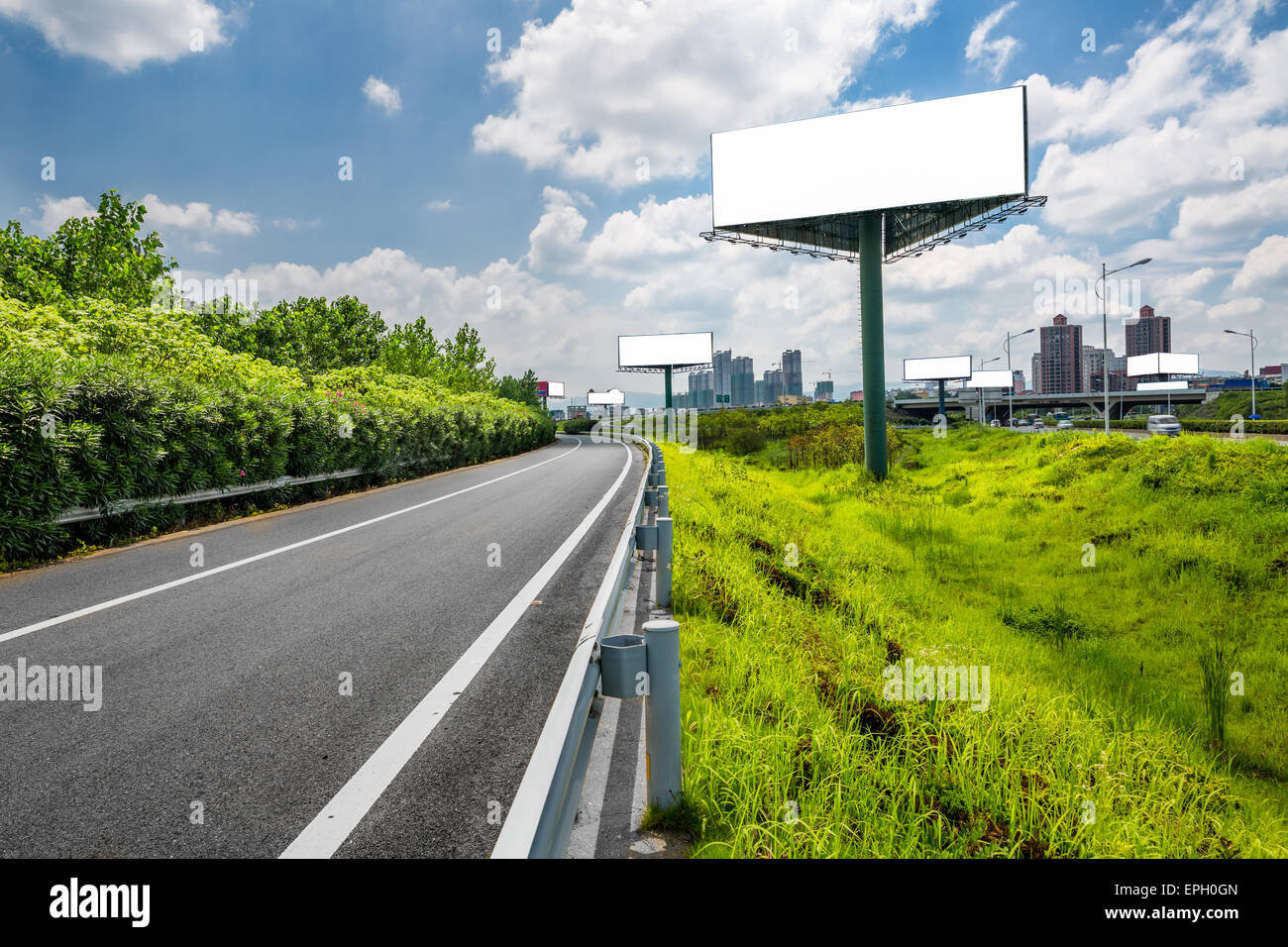 Billboard structure hi-res stock photography and images - Alamy