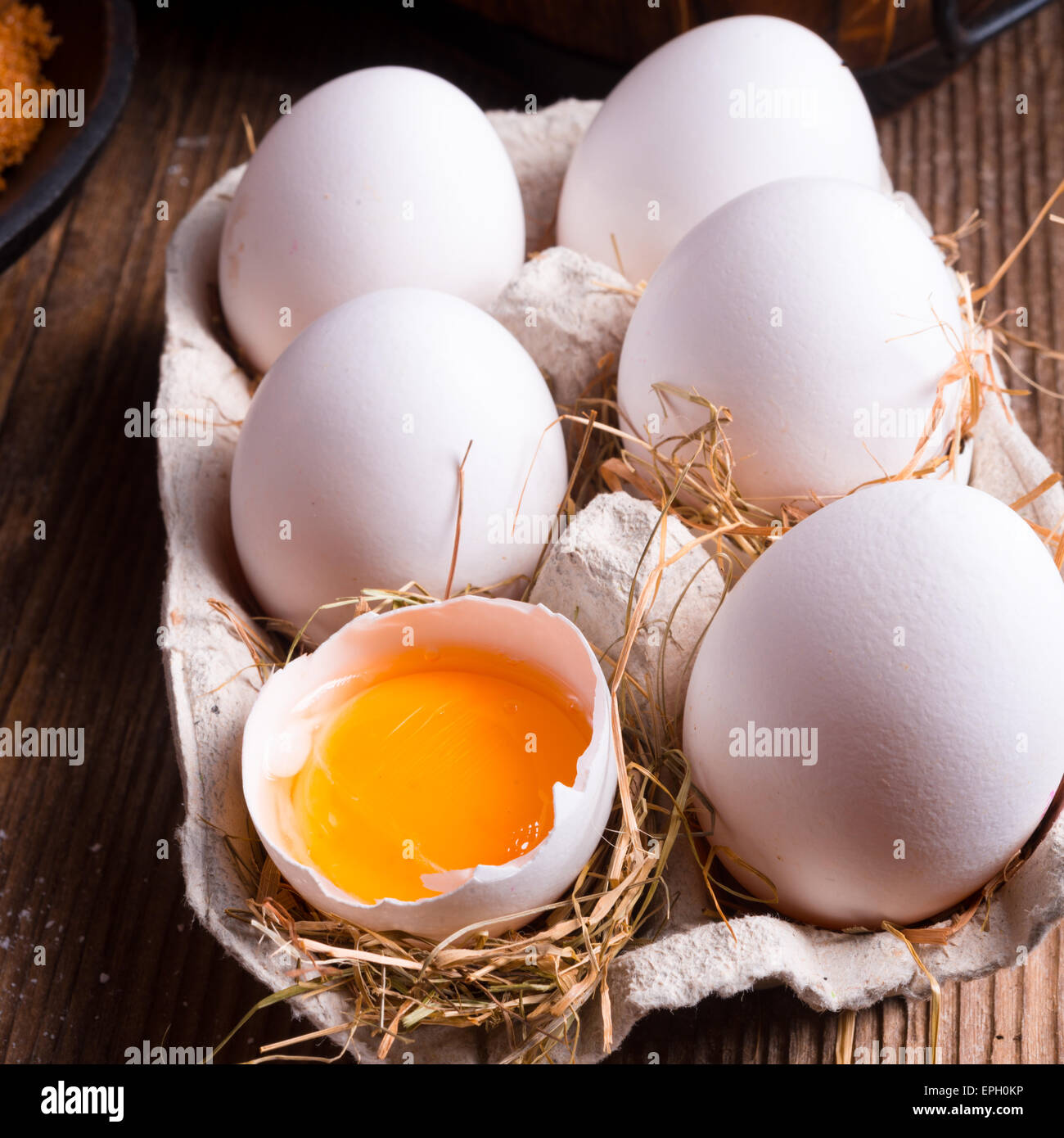 Free range eggs board hi-res stock photography and images - Alamy