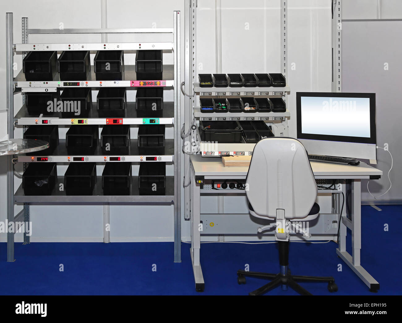 Sorting station hi-res stock photography and images - Alamy