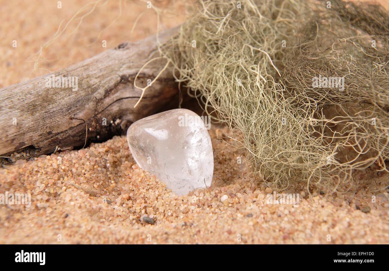 Quarz crystal hi-res stock photography and images - Alamy