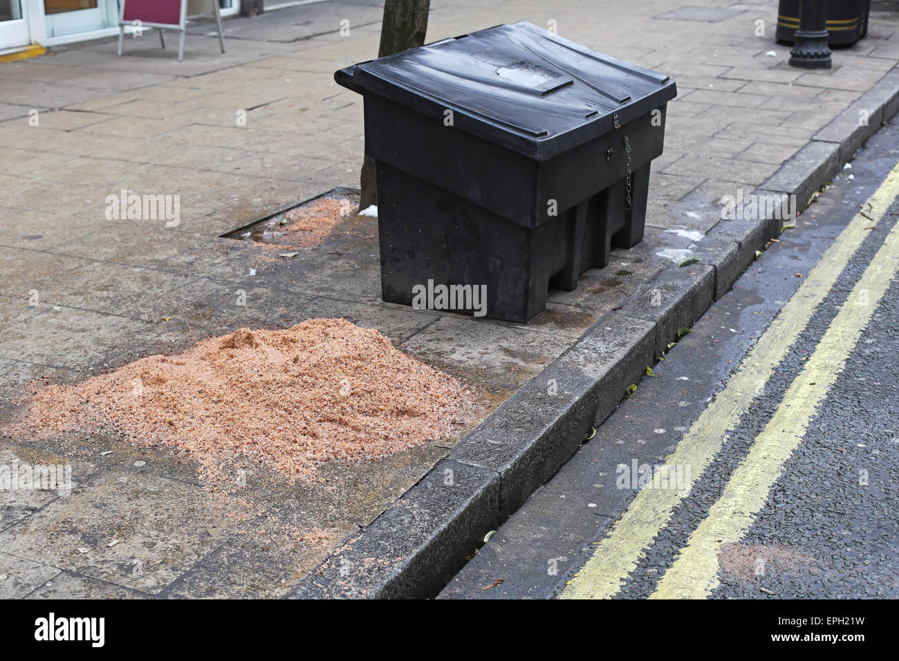 Pavement Salt High Resolution Stock Photography and Images - Alamy