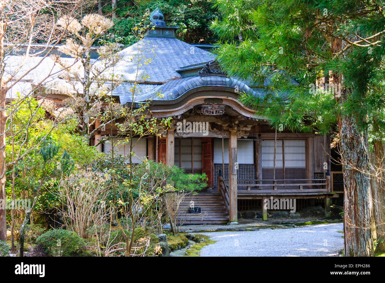 Japanese pathway hi-res stock photography and images - Alamy