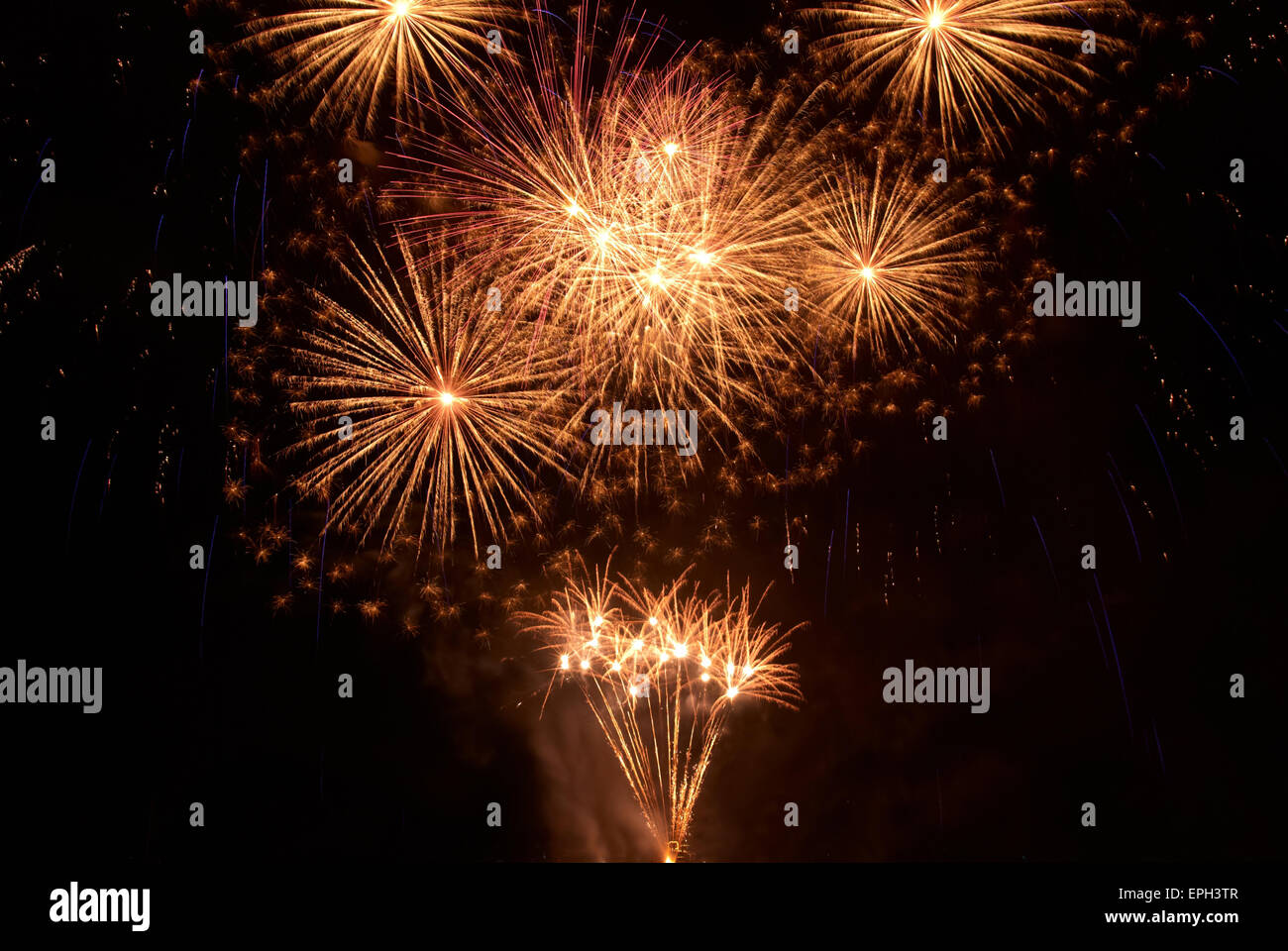 Fireworks ship hi-res stock photography and images - Alamy
