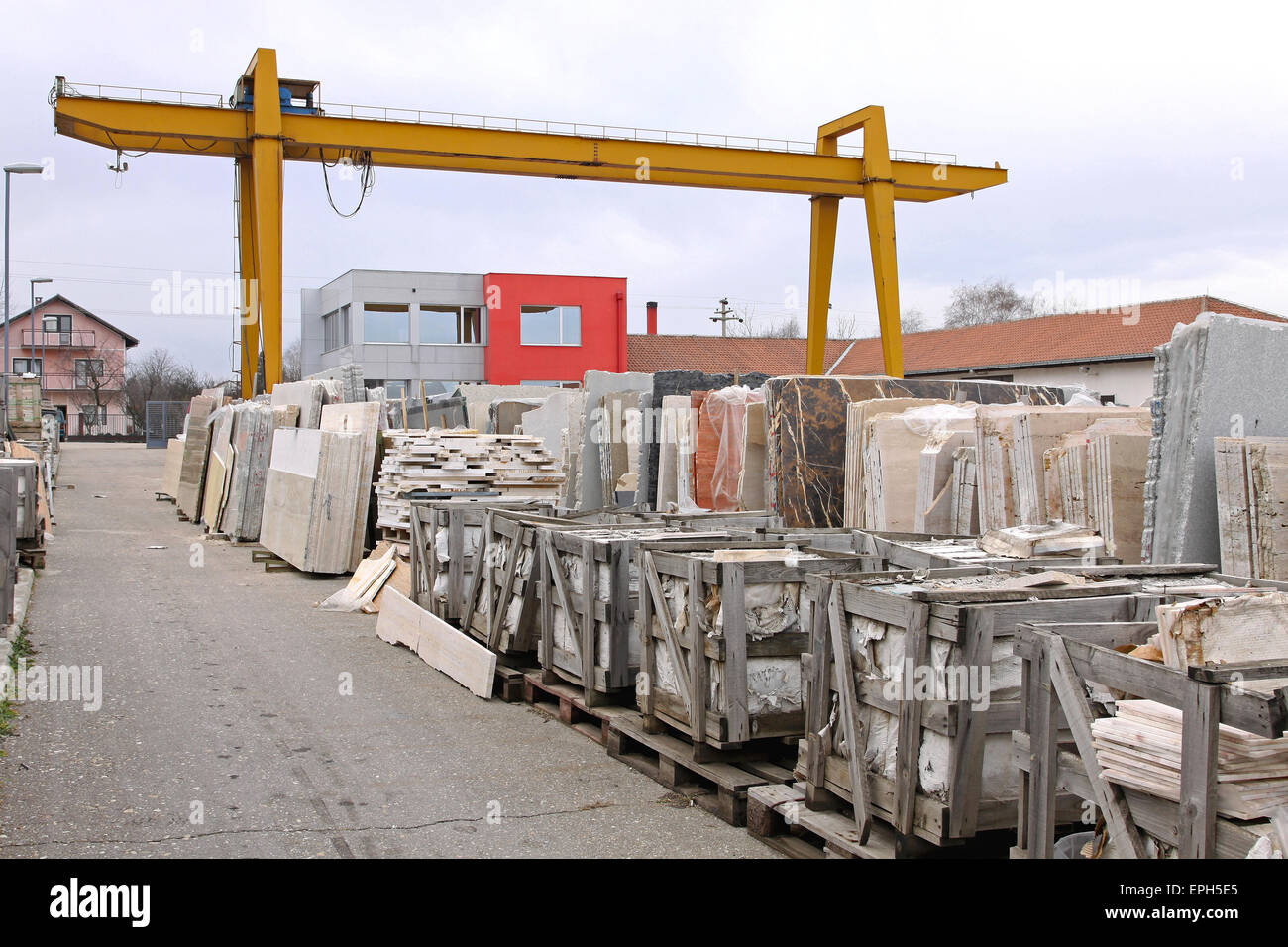 Warehouse crane hi-res stock photography and images - Alamy