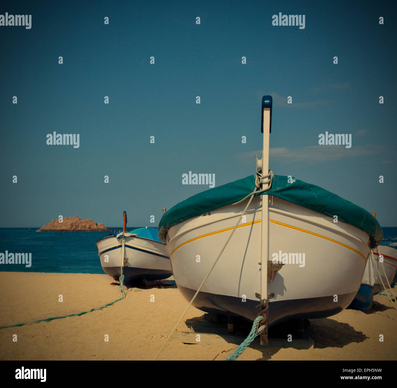 Float on boats hi-res stock photography and images - Alamy