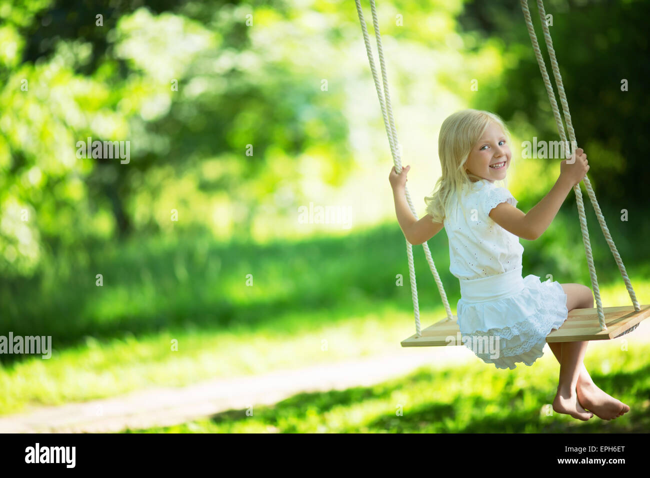 Smiling activity hi-res stock photography and images - Alamy