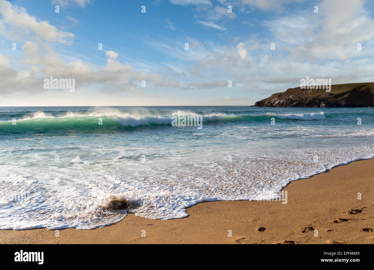 Large sandy beach hi-res stock photography and images - Alamy
