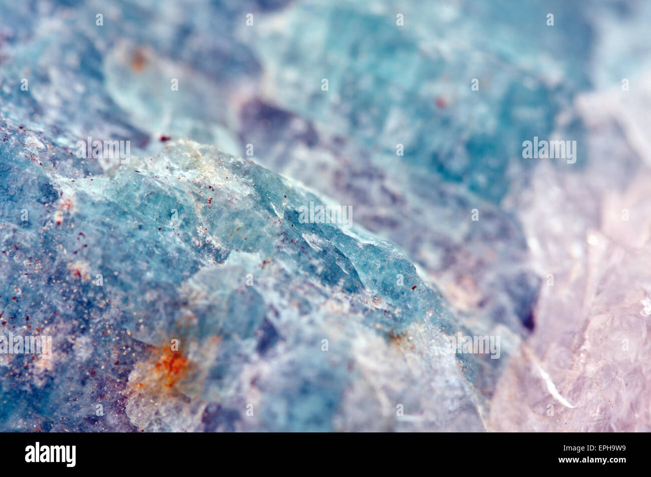 Amazonite (K,Na)AlSi3O8 (sometimes called "Amazon stone") is a bluish ...