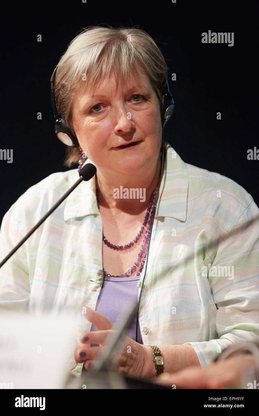 Dunne hi-res stock photography and images - Alamy