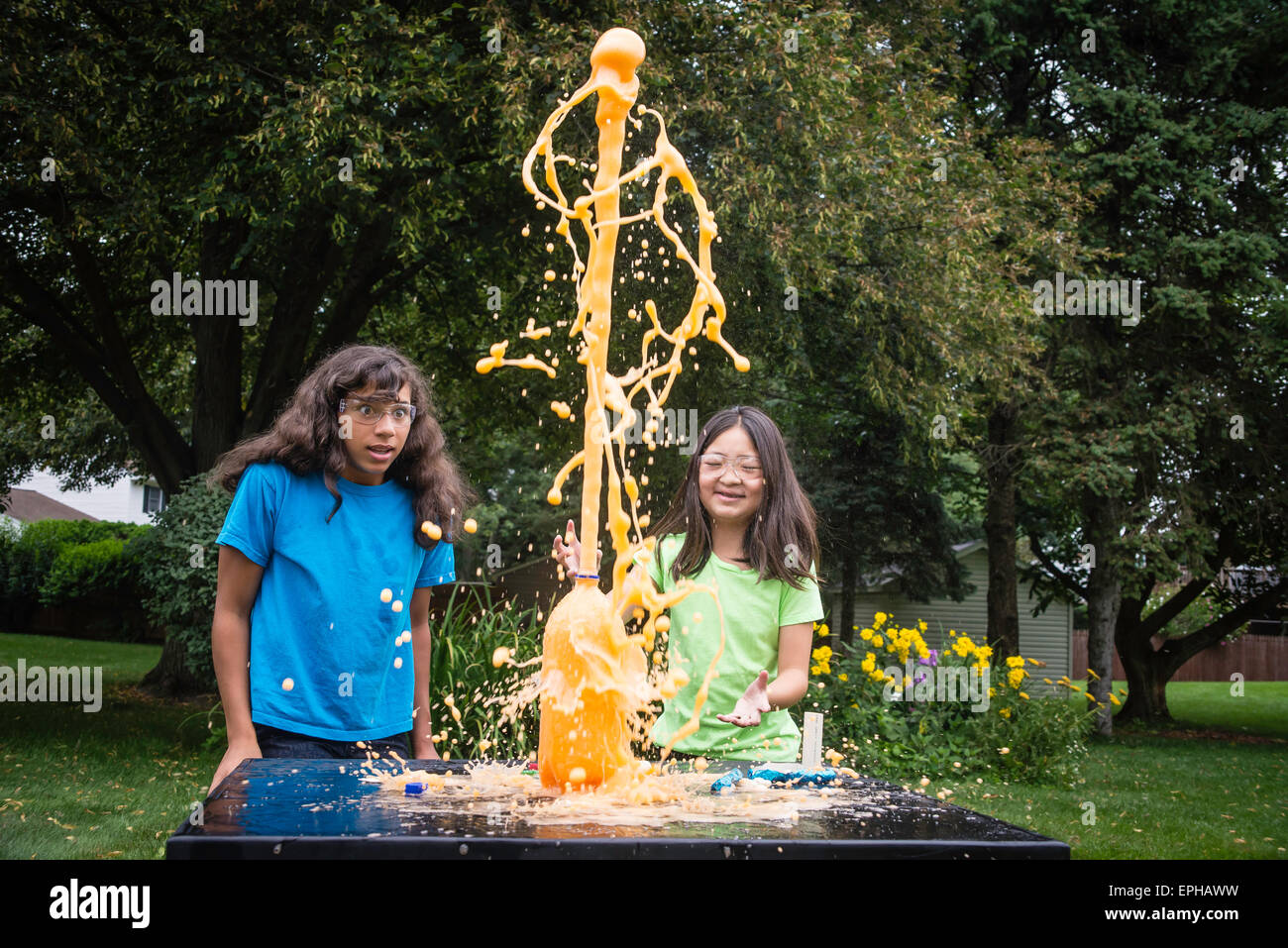 Explode coke hi-res stock photography and images - Alamy