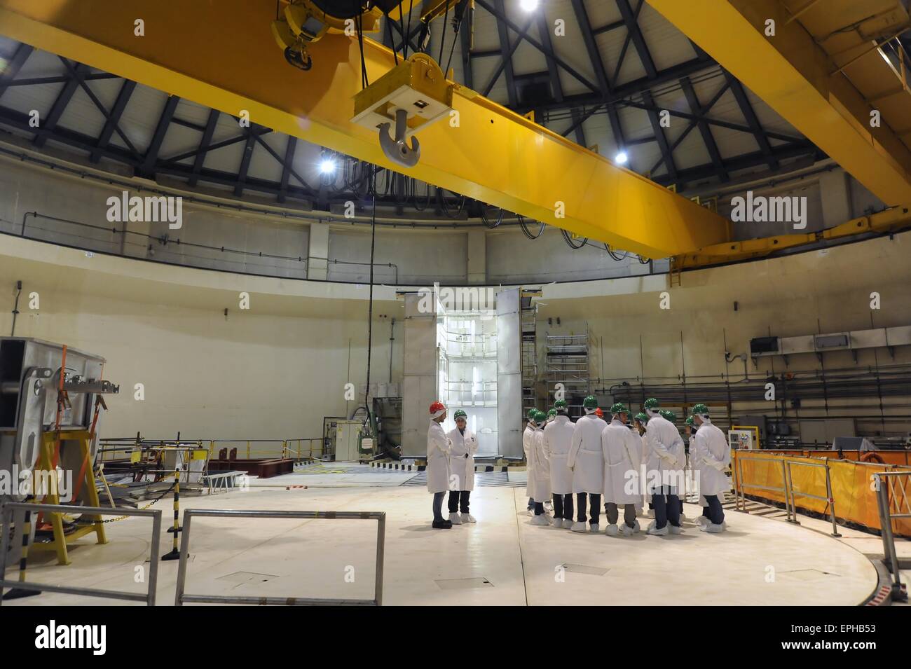 Referendum italy nuclear hi-res stock photography and images - Alamy