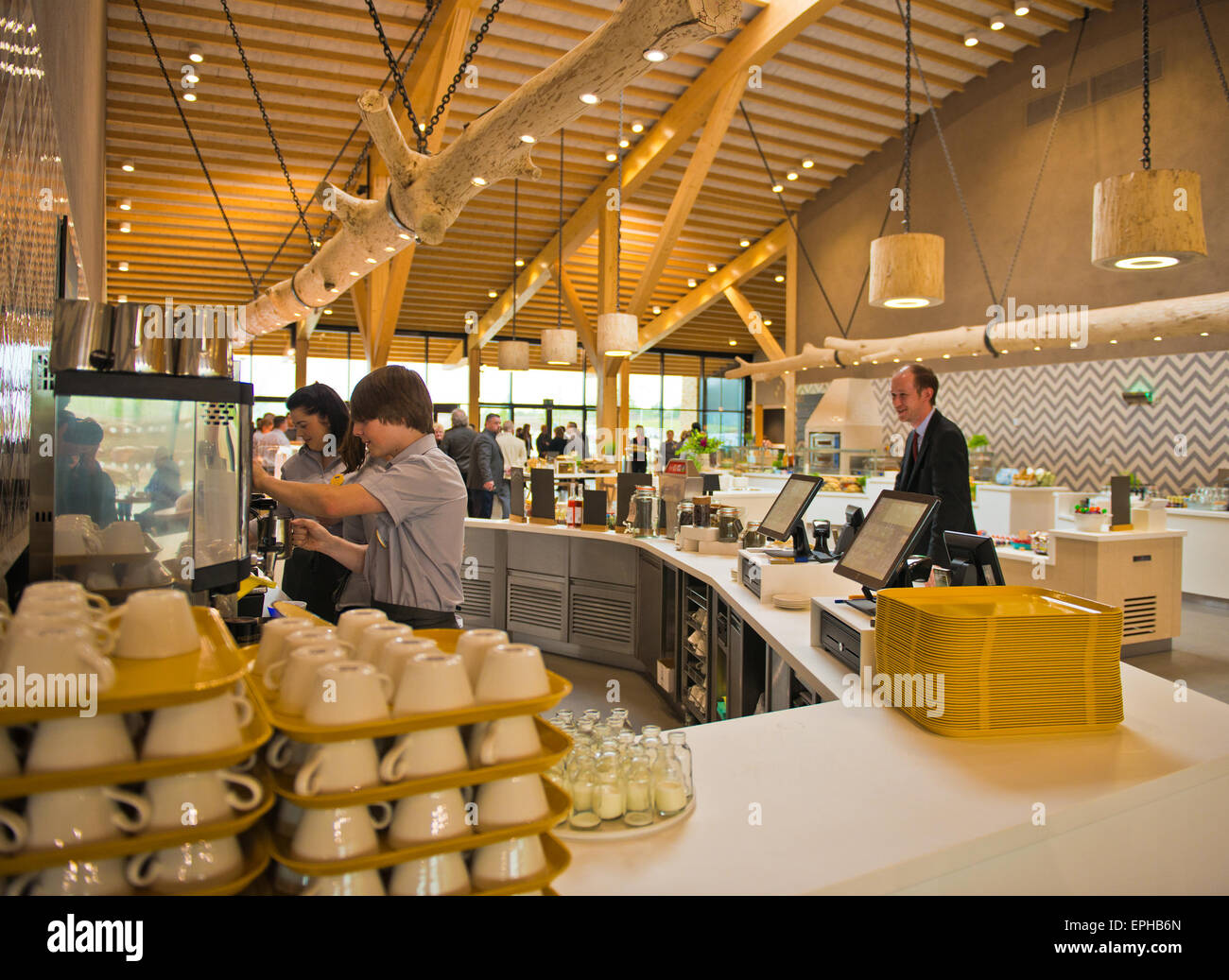 Gloucester services southbound on m5 hi-res stock photography and ...