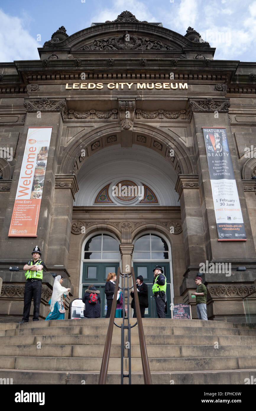 A view of the front of the Leeds City Museum Stock Photo - Alamy