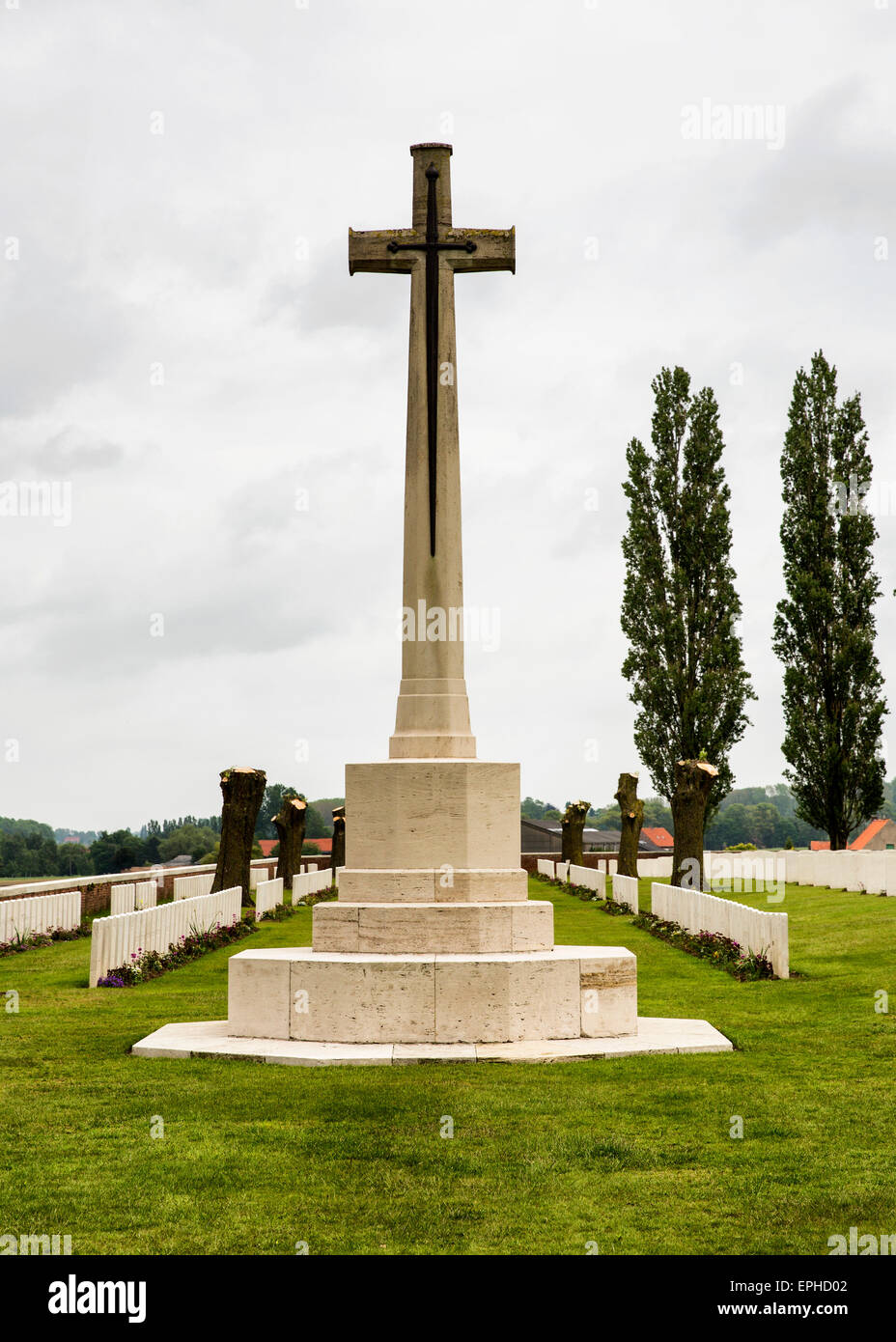The Cross of Sacrifice in Perth (China Wall) Cemetery, Ieper, Belgium ...