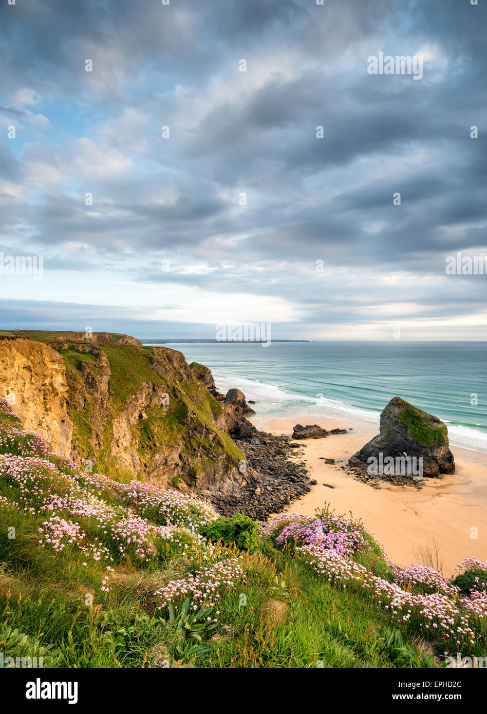 Cornwall sea hi-res stock photography and images - Alamy