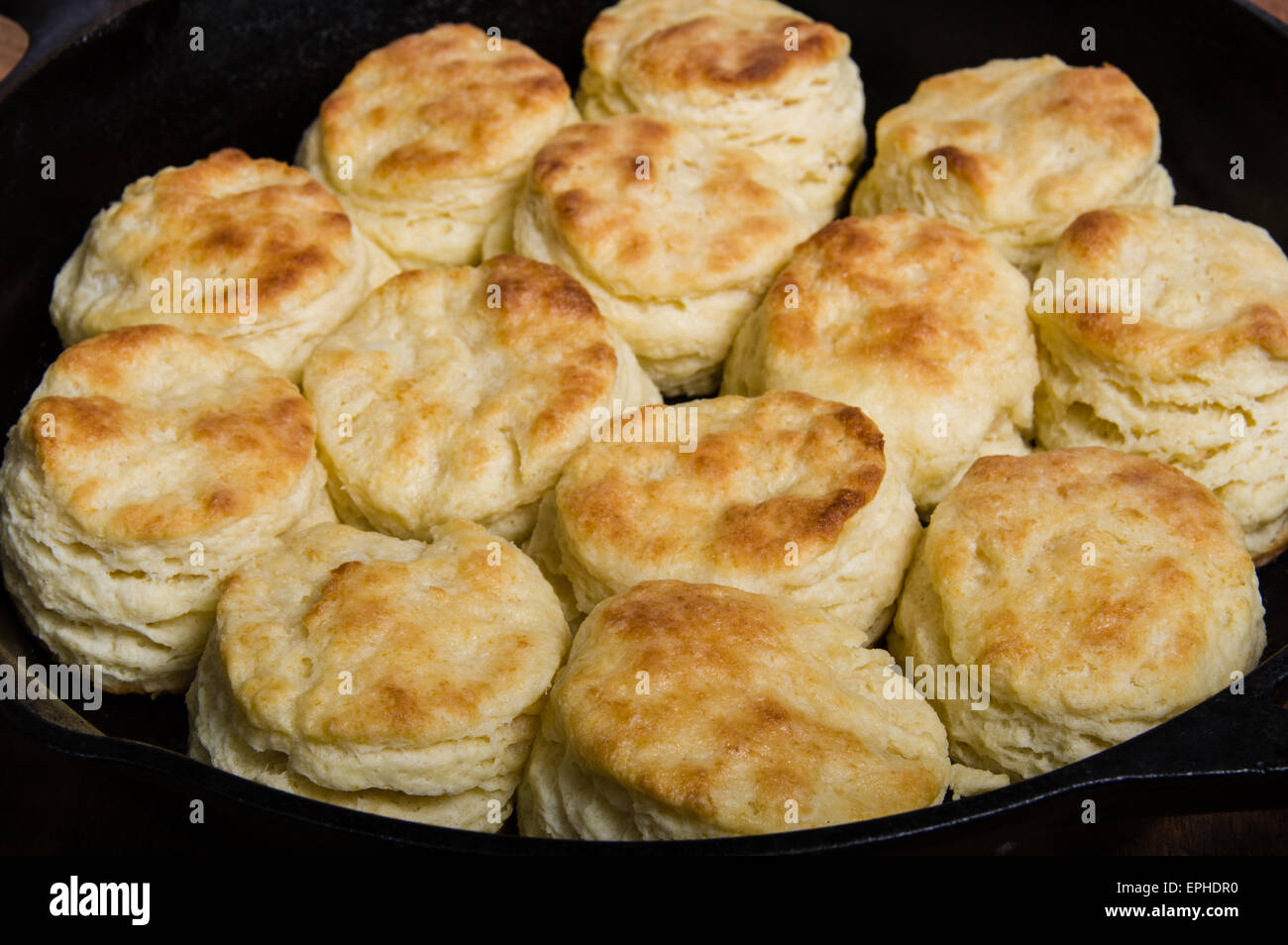 Iron skillet biscuit hi-res stock photography and images - Alamy