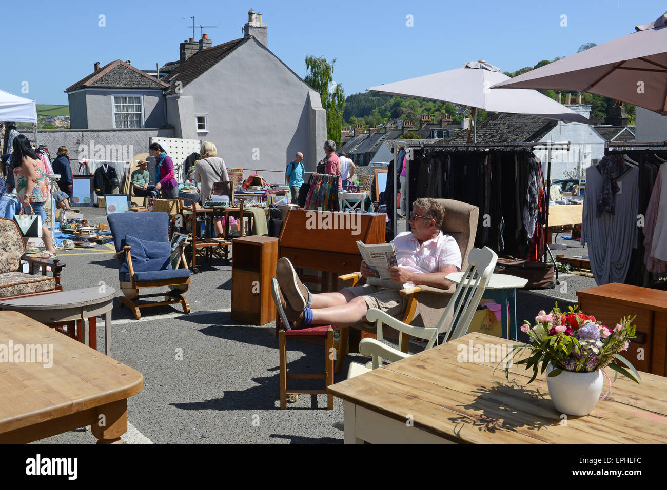 Totnes market hi-res stock photography and images - Alamy
