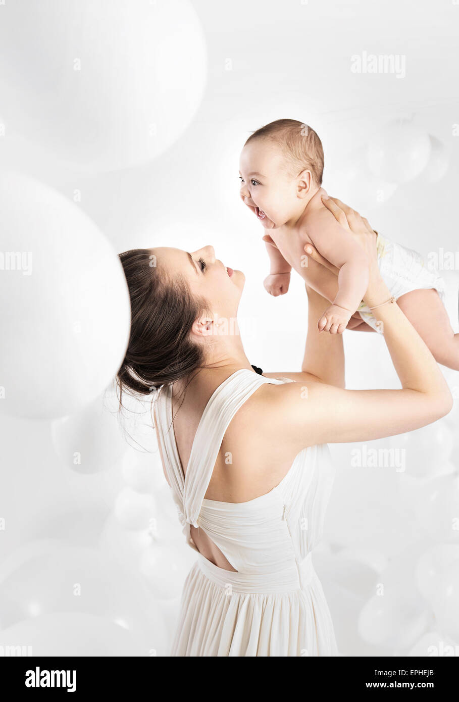 Pretty mom hi-res stock photography and images - Alamy