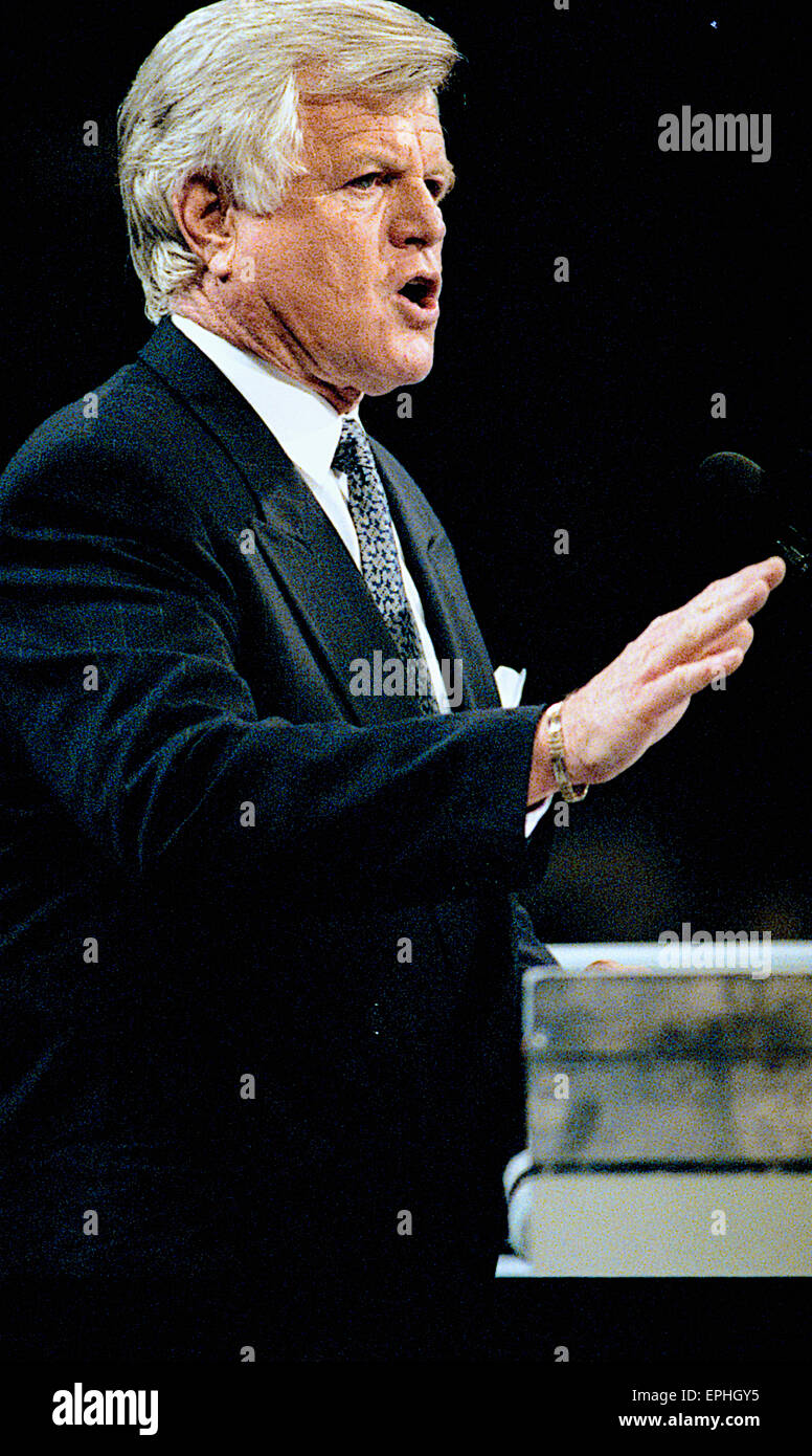 Ted kennedy 1992 hi-res stock photography and images - Alamy
