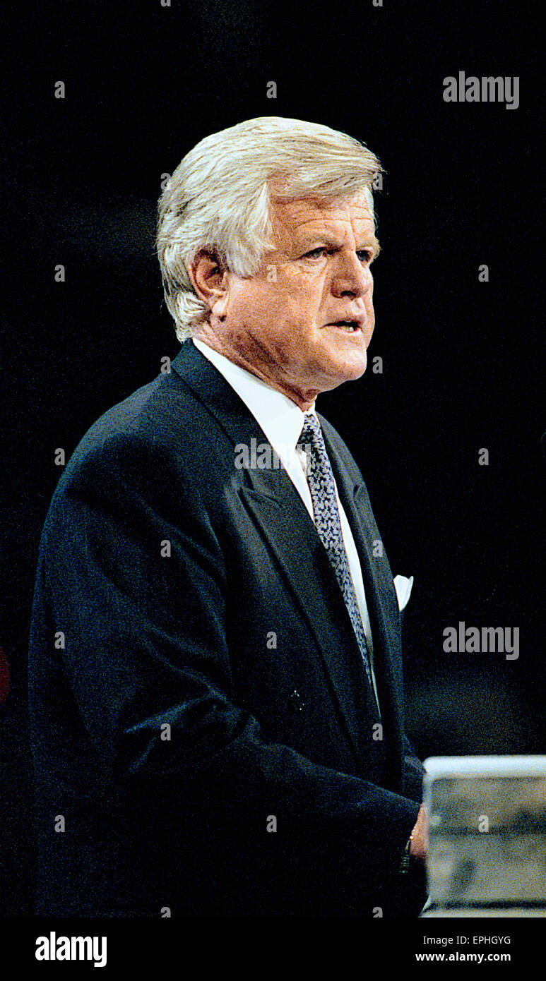 Ted kennedy 1992 hi-res stock photography and images - Alamy