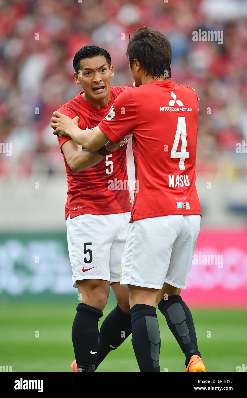 Saitama, Japan. 16th May, 2015. (L-R) Tomoaki Makino, Daisuke Nasu (Reds) Football/Soccer : 2015 ...