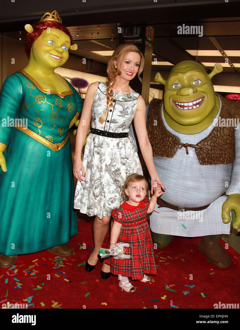 Holly Madison and daughter Rainbow Aurora Rotella at Dreamworks ...