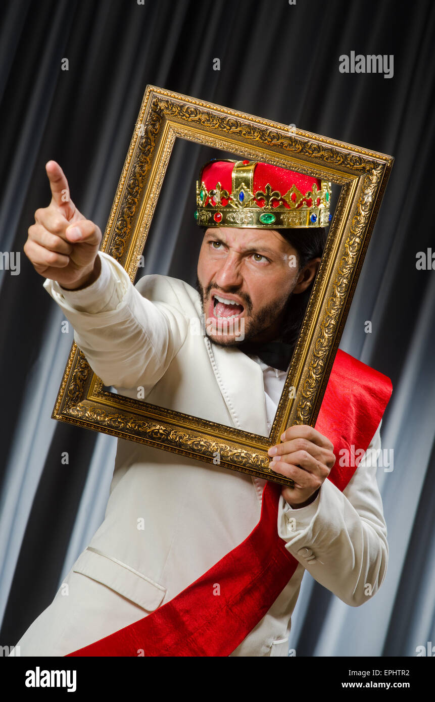 King with picture frame in funny concept Stock Photo - Alamy