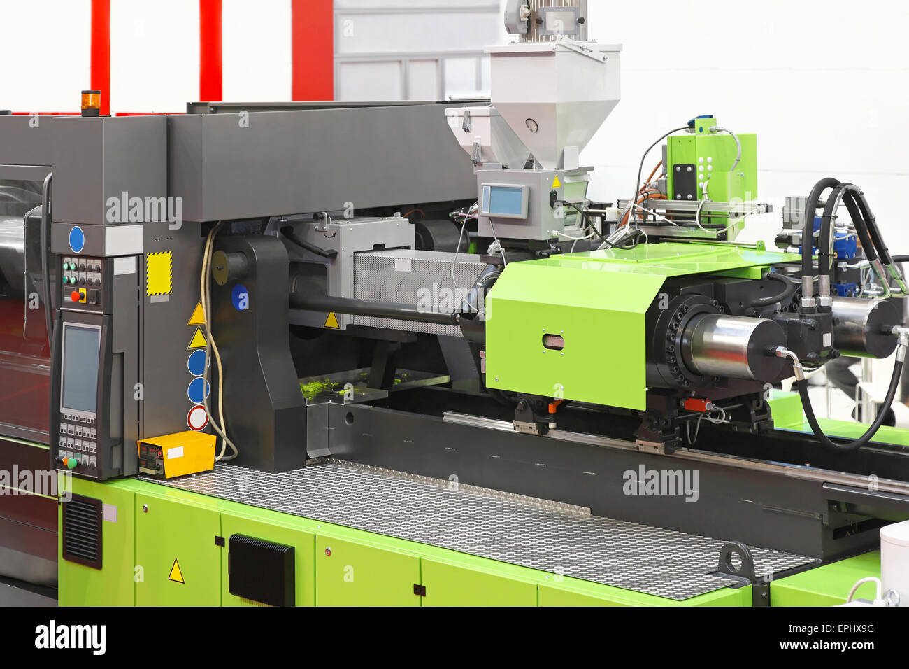 Injection moulding machine hi-res stock photography and images - Alamy