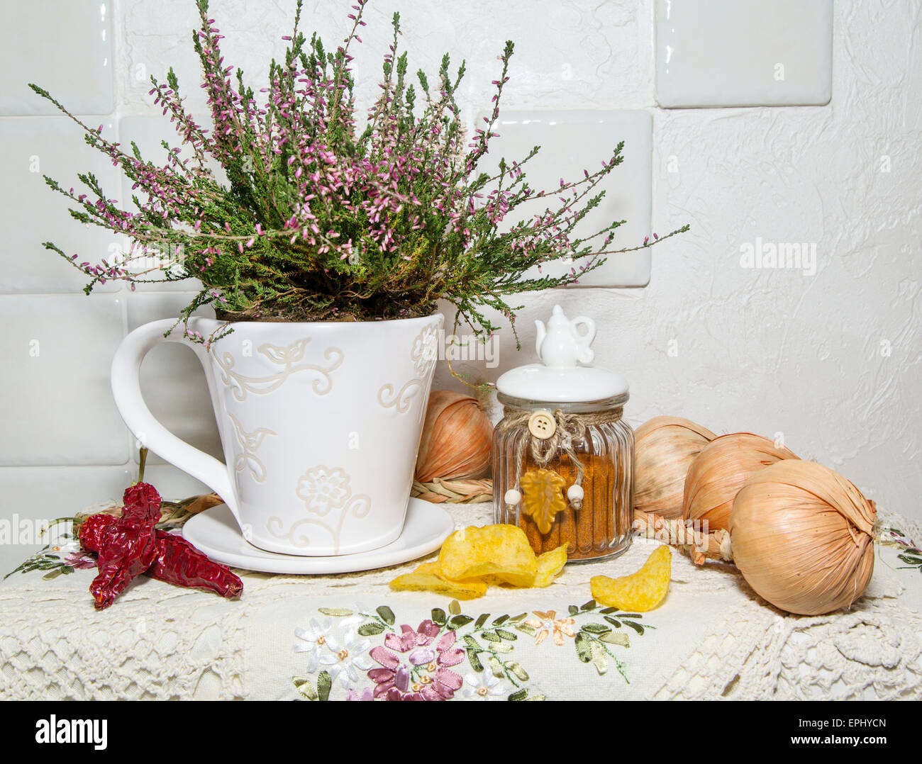 Still life flower pot hi-res stock photography and images - Alamy