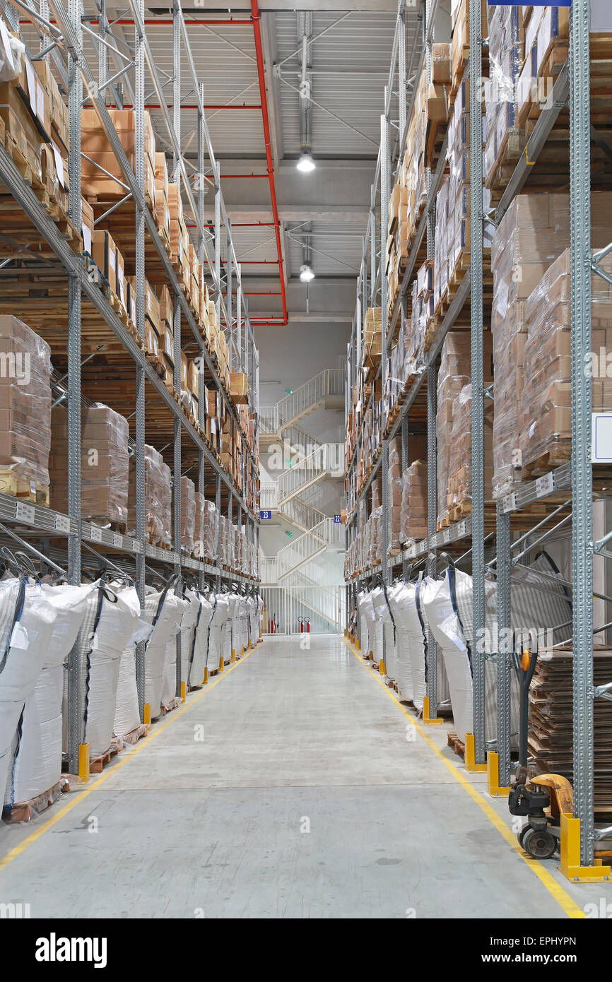 Storehouse equipment hi-res stock photography and images - Alamy