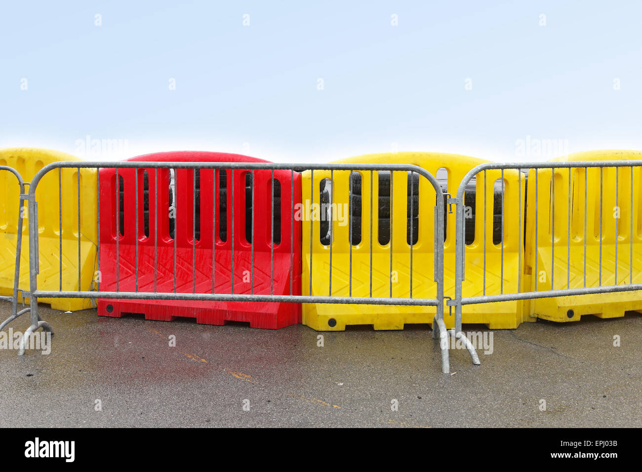 Plastic safety barrier hi-res stock photography and images - Alamy
