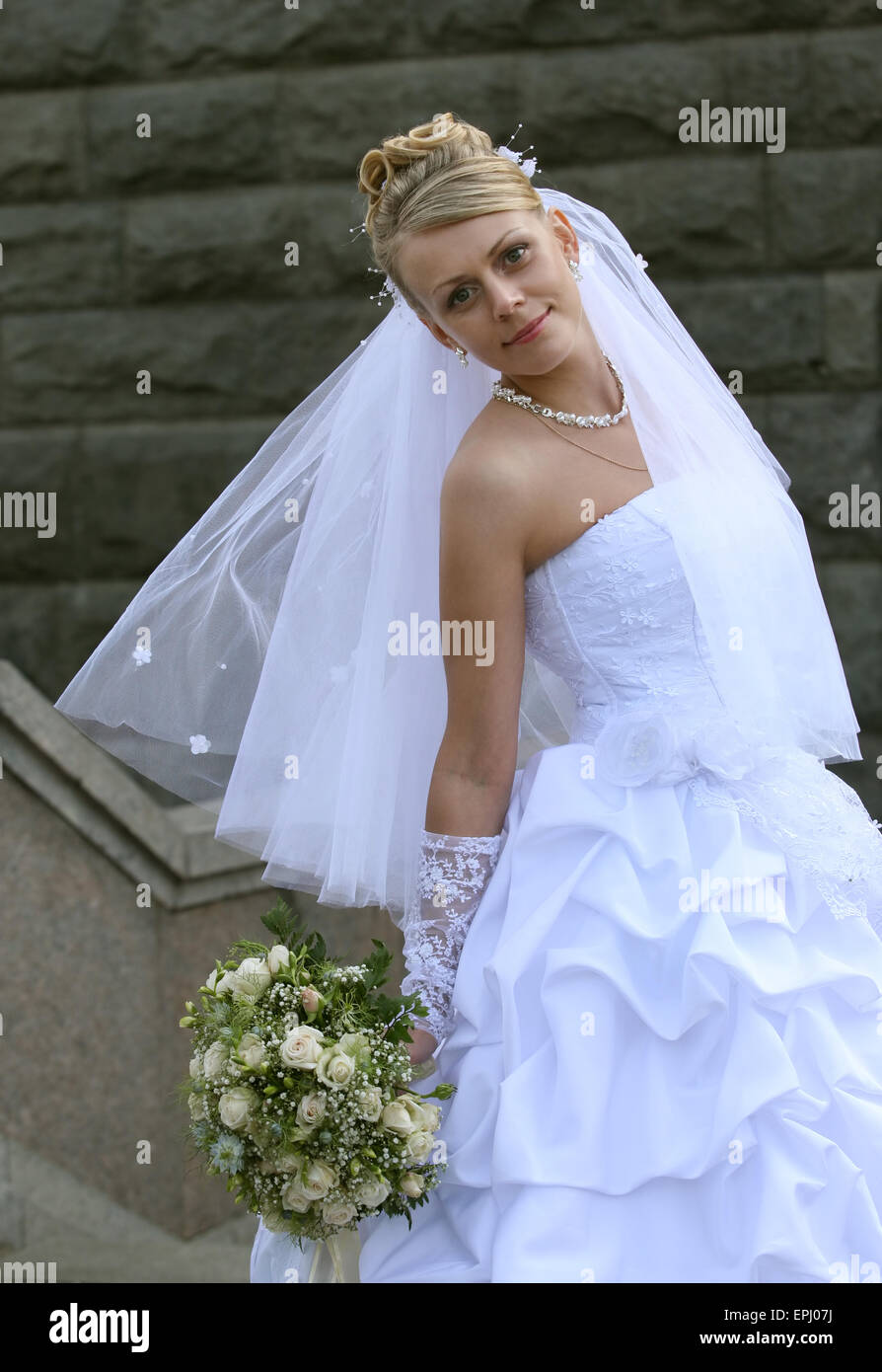 Innocent bride hi-res stock photography and images - Alamy