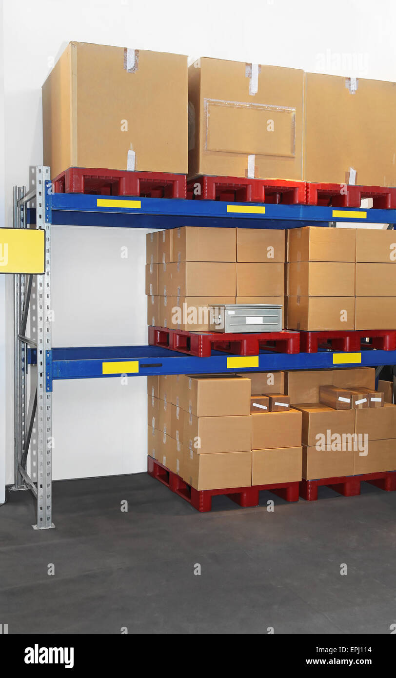 Shelf boxes hi-res stock photography and images - Alamy