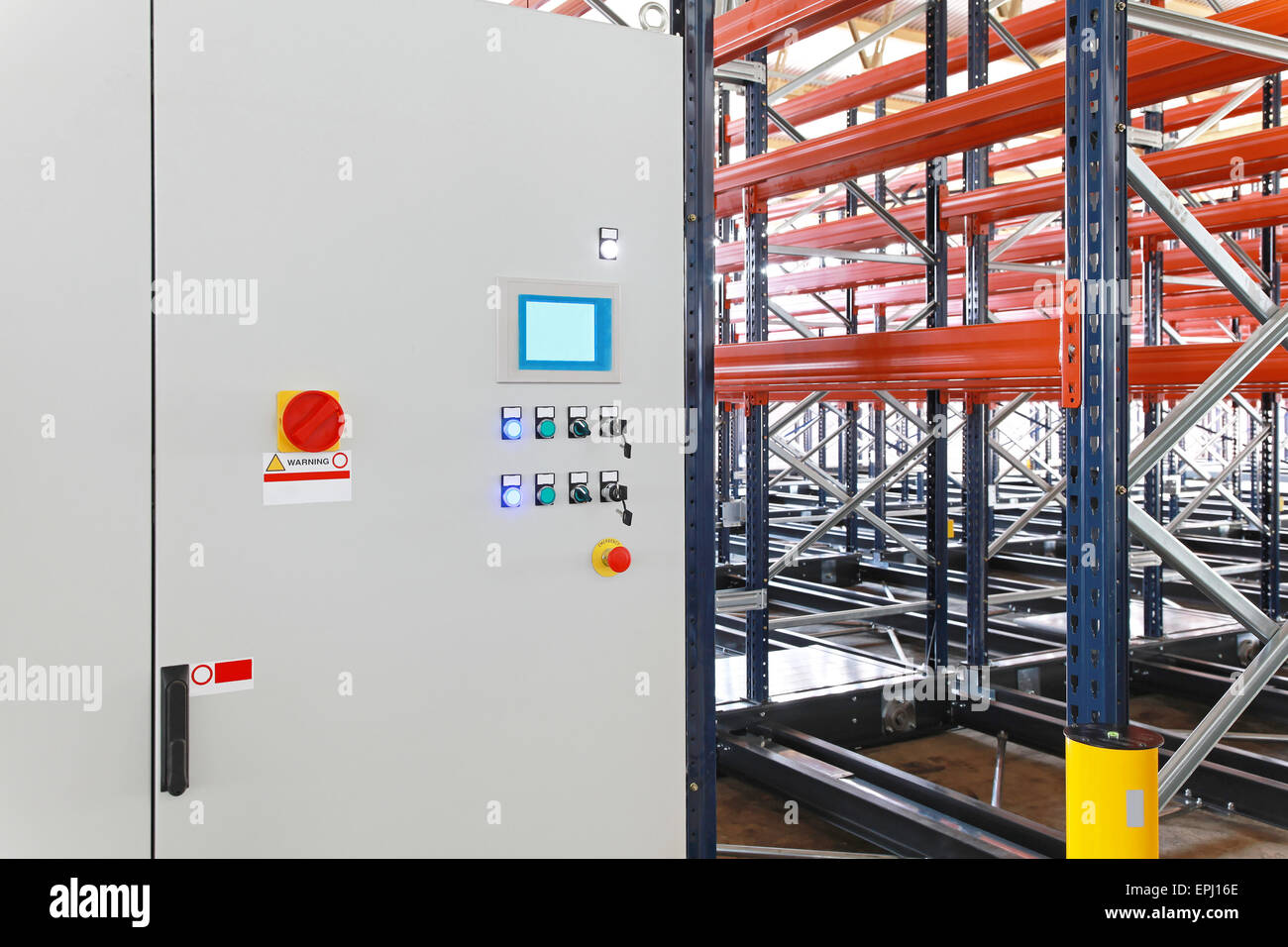 Mobile racking hi-res stock photography and images - Alamy