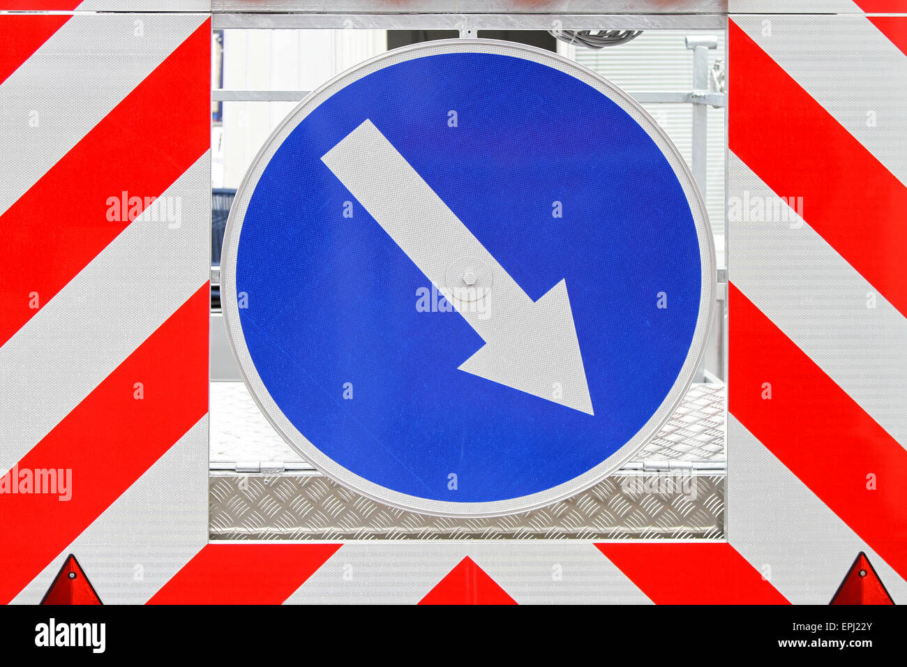 Traffic arrow hi-res stock photography and images - Alamy