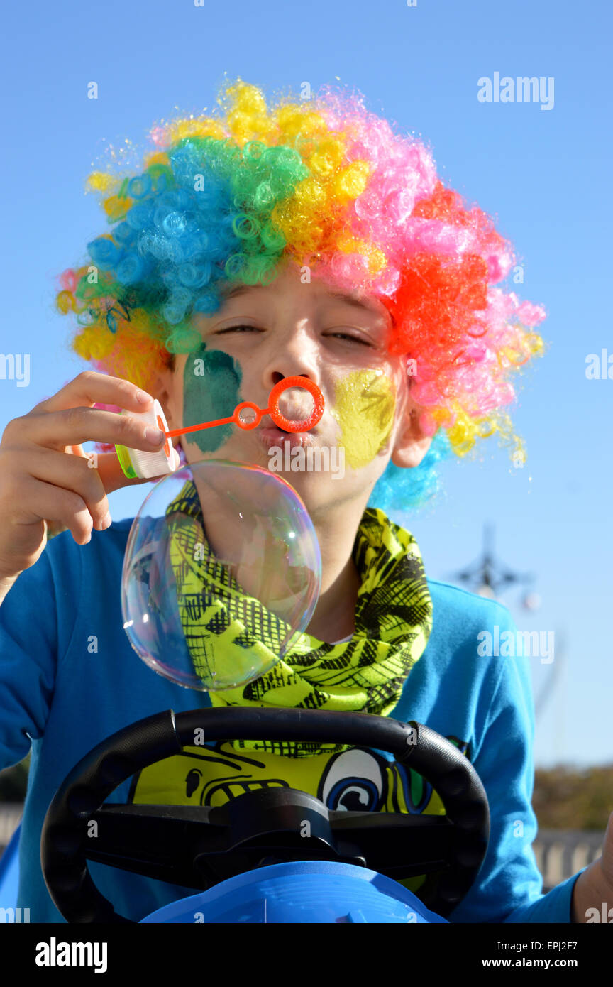 Clown and kids hi-res stock photography and images - Alamy
