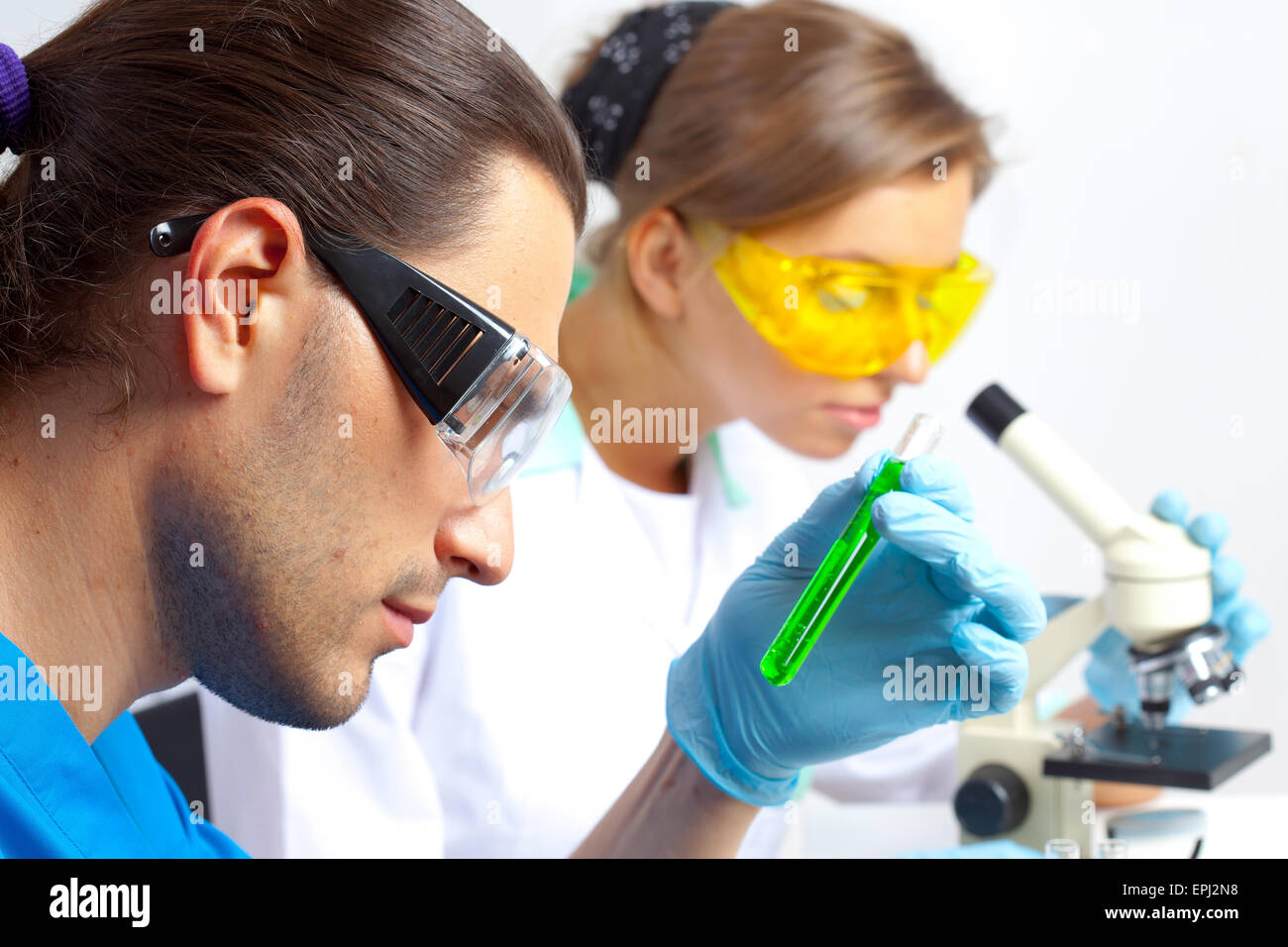 Laboratory lady hi-res stock photography and images - Alamy