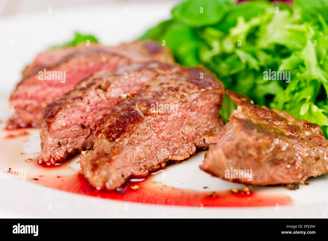 Lammsteak hi-res stock photography and images - Alamy
