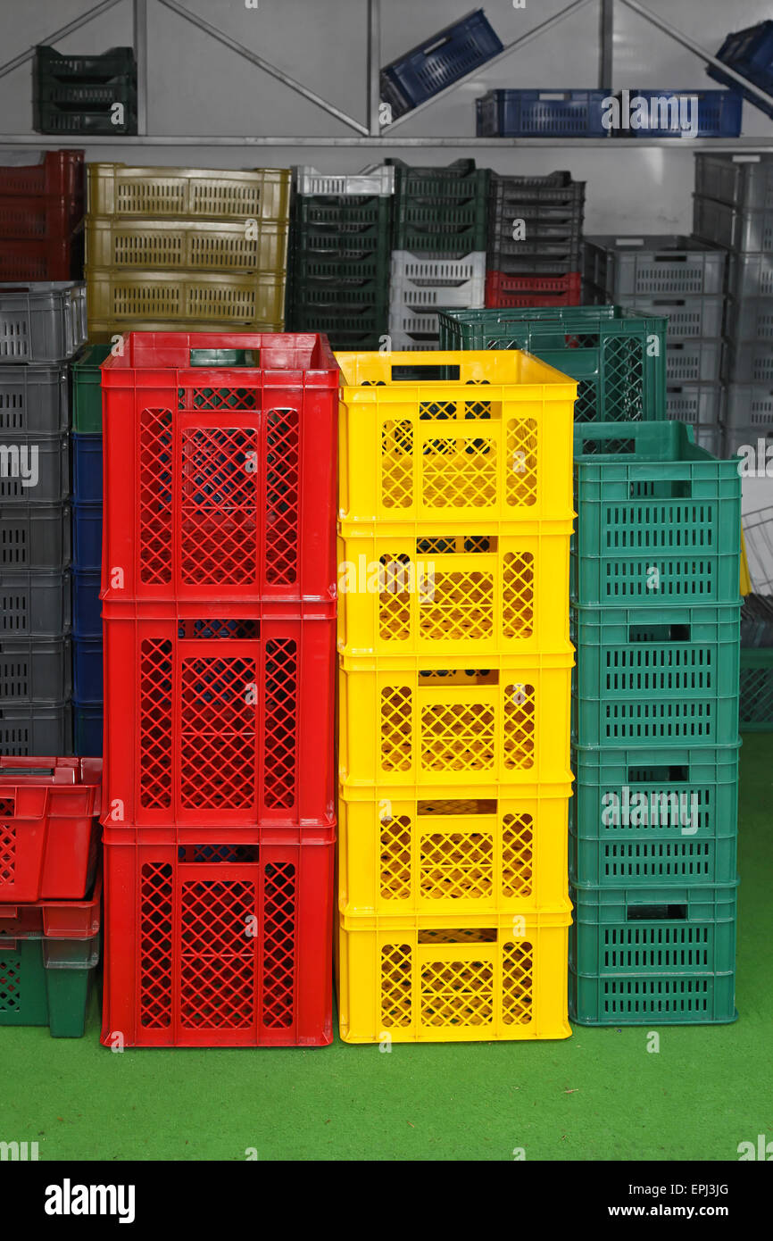 Colorful shipping crates hi-res stock photography and images - Alamy