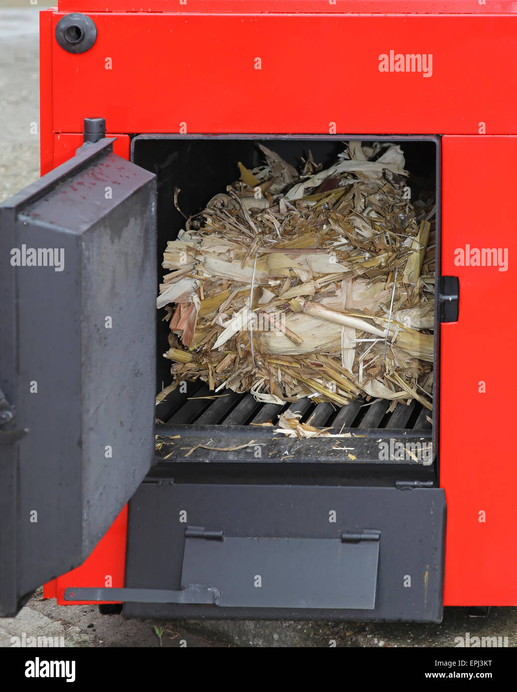 Straw boiler hi-res stock photography and images - Alamy