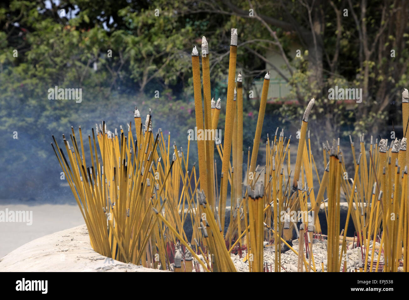 Incense smoke hi-res stock photography and images - Alamy