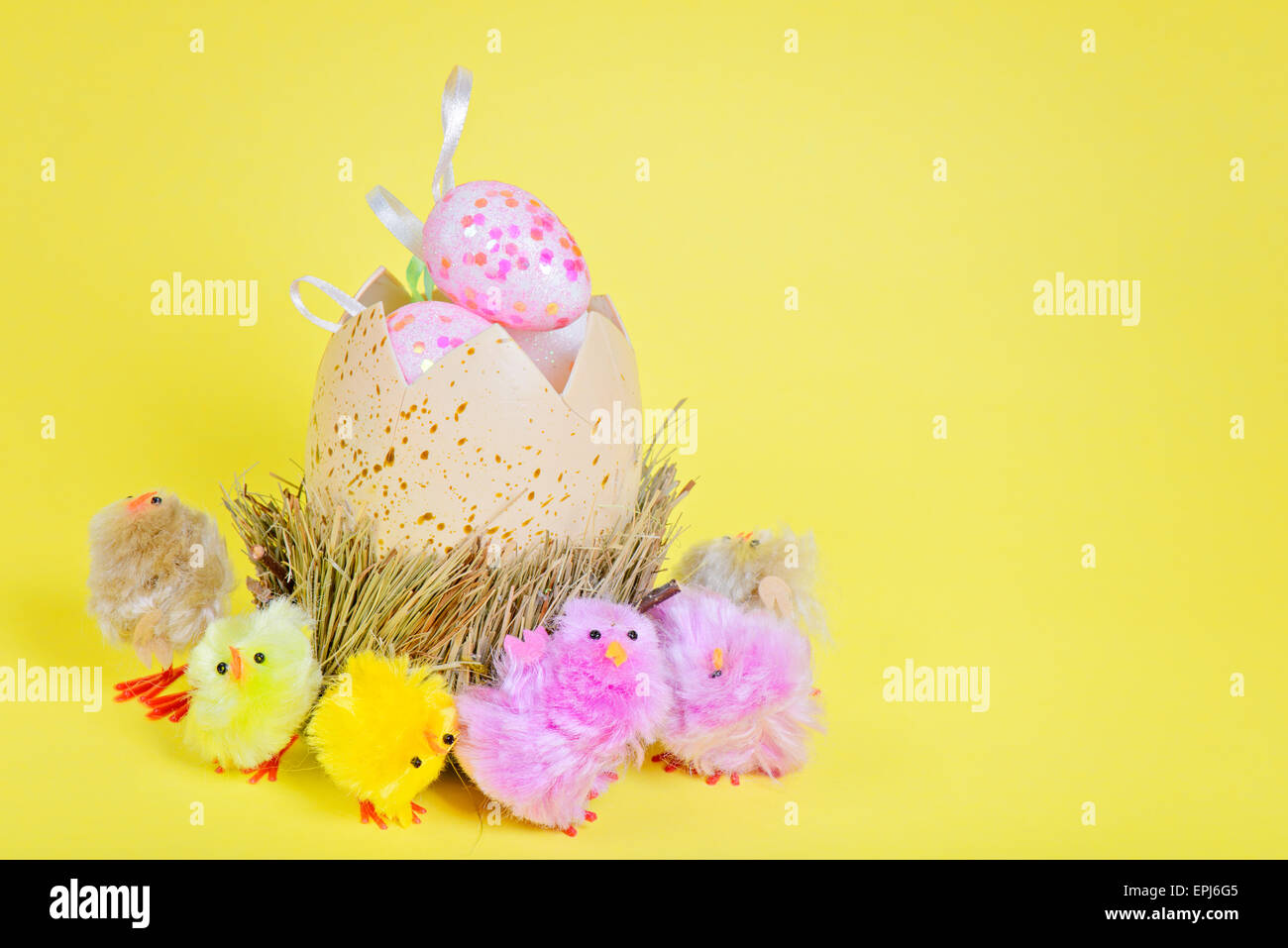 Big and small egg hi-res stock photography and images - Alamy