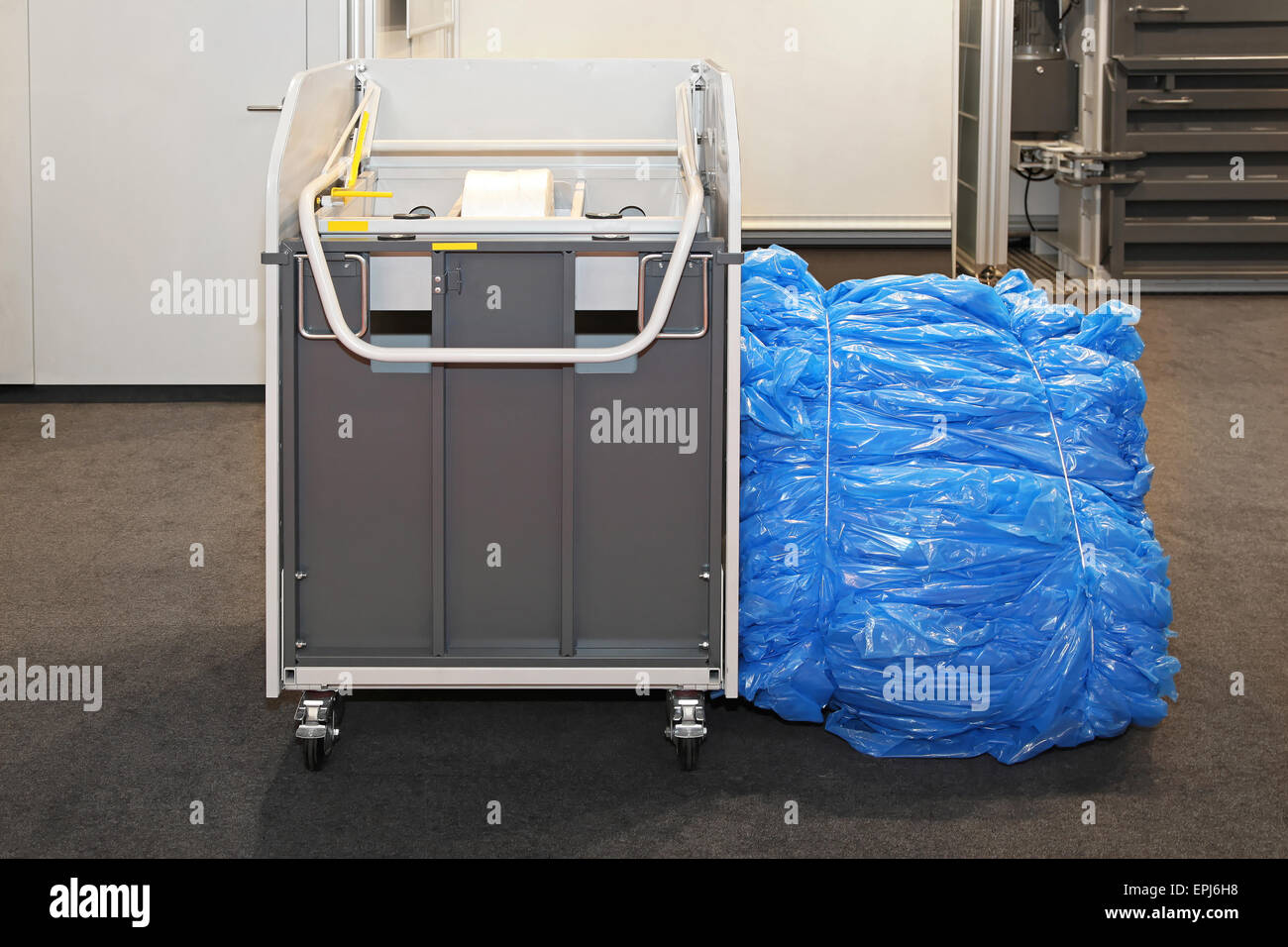 Baling press hi-res stock photography and images - Alamy