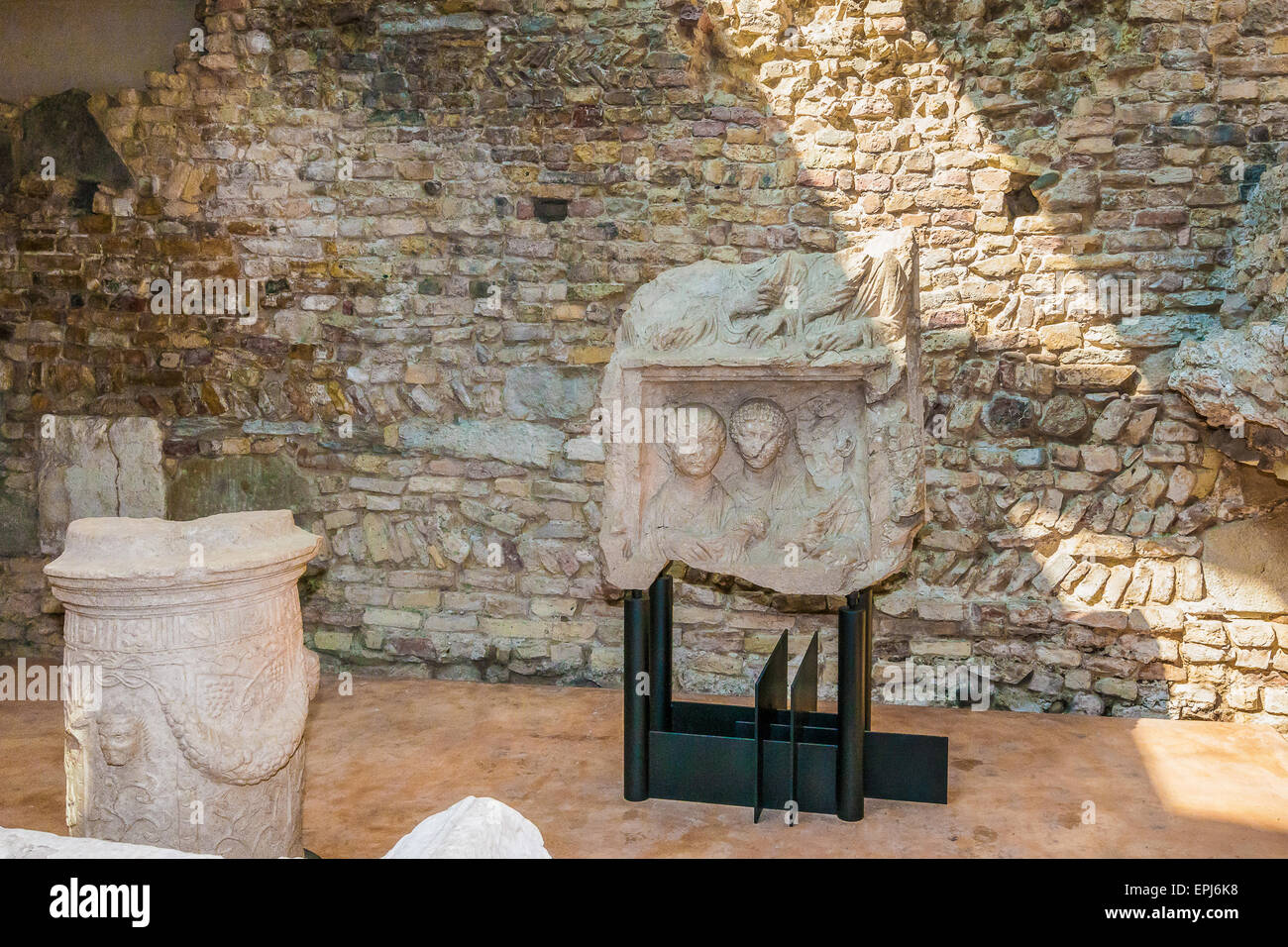 Roman prisons hi-res stock photography and images - Alamy