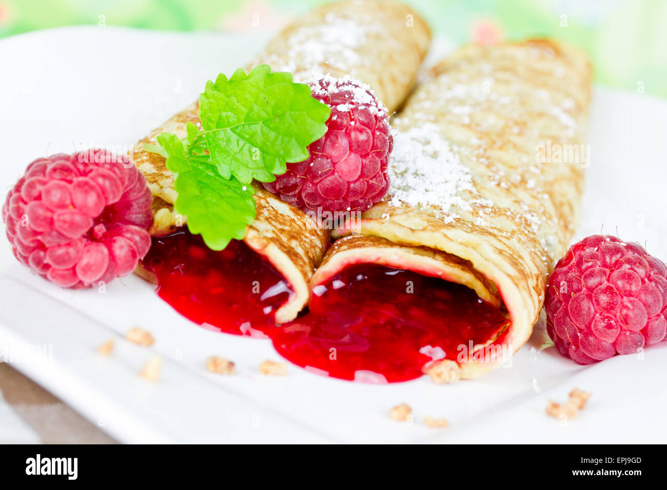 Rote backen hi-res stock photography and images - Alamy