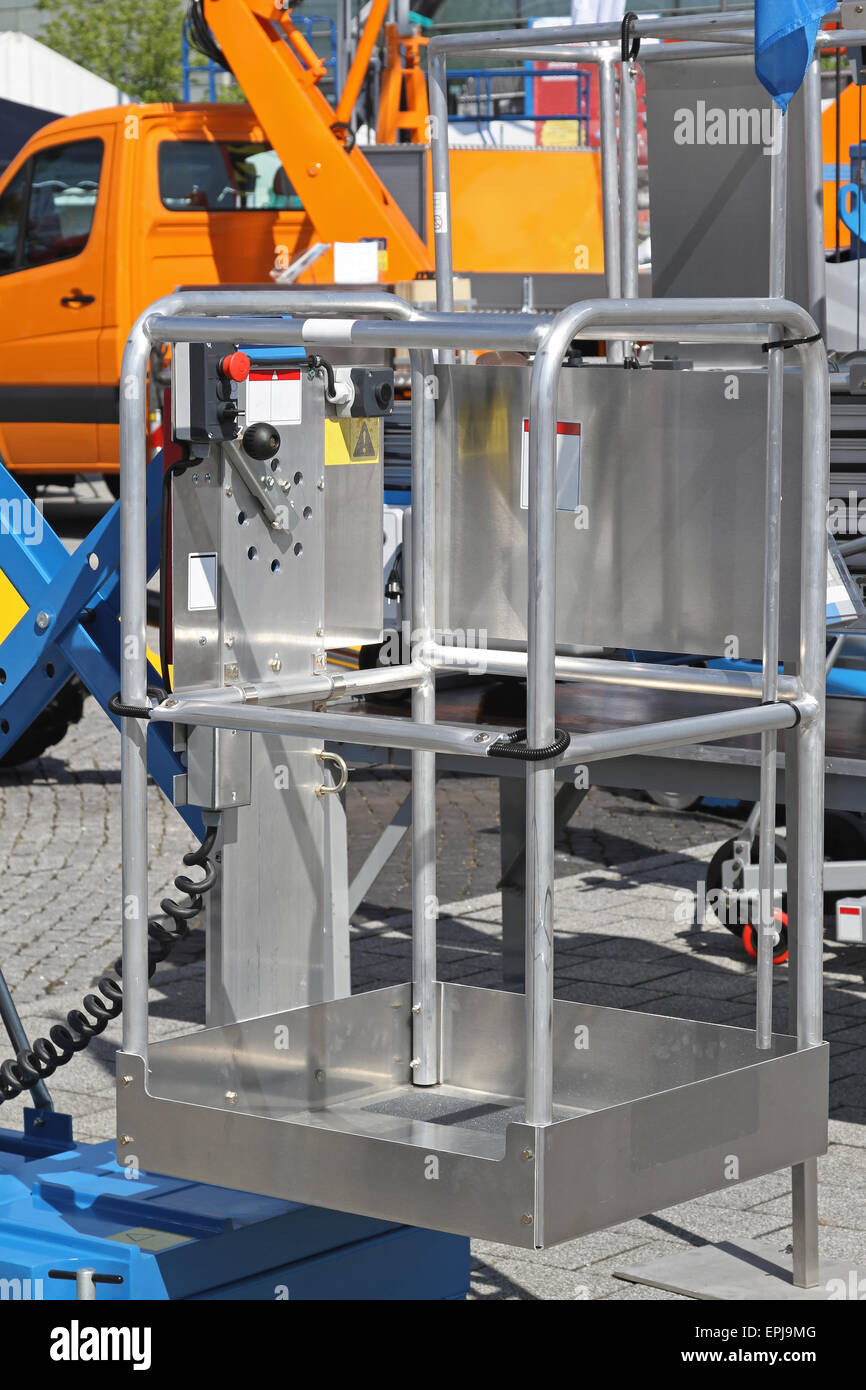 Aerial work platform Stock Photo - Alamy