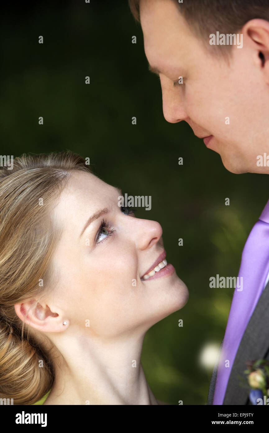 Bride and groom ready to get married hi-res stock photography and ...