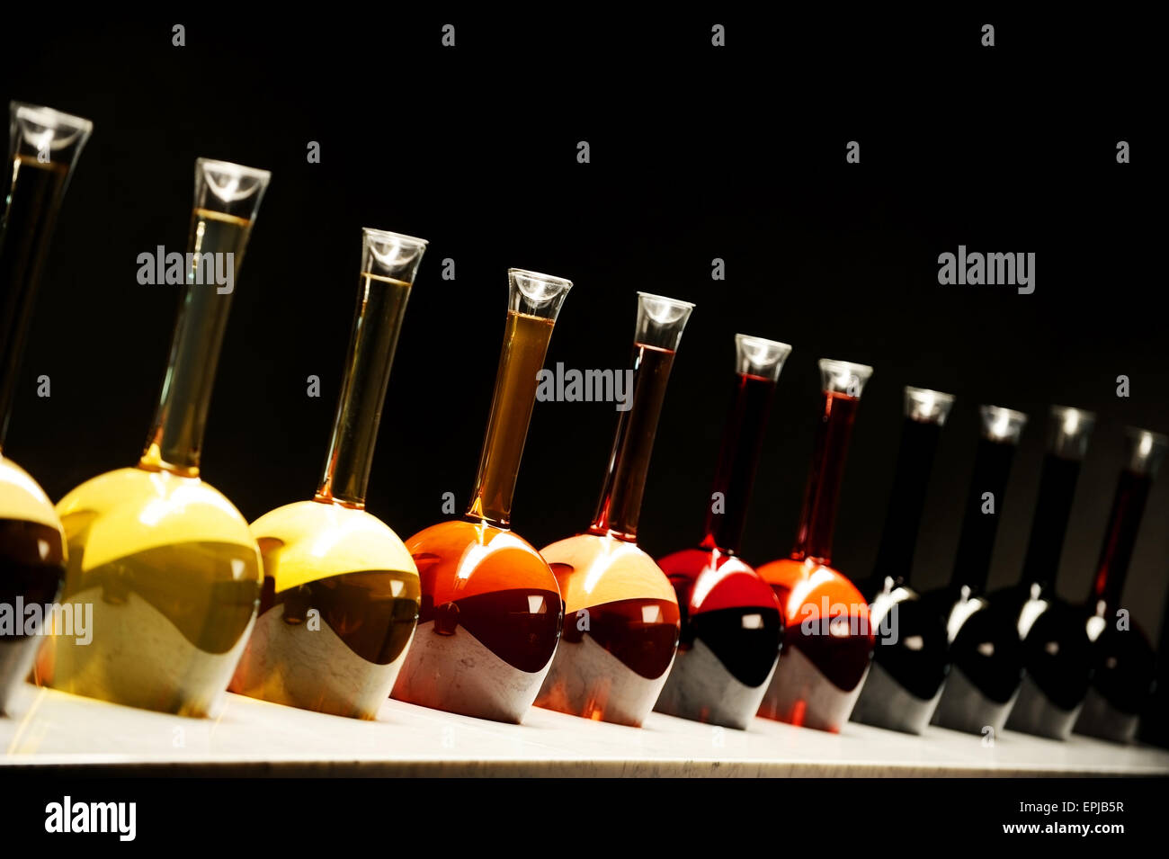 Different types of glass bottles hi-res stock photography and images ...
